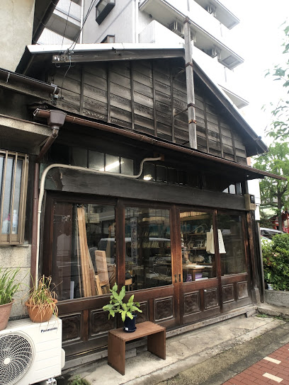 Tool Suppliers – Japan Woodcraft Association